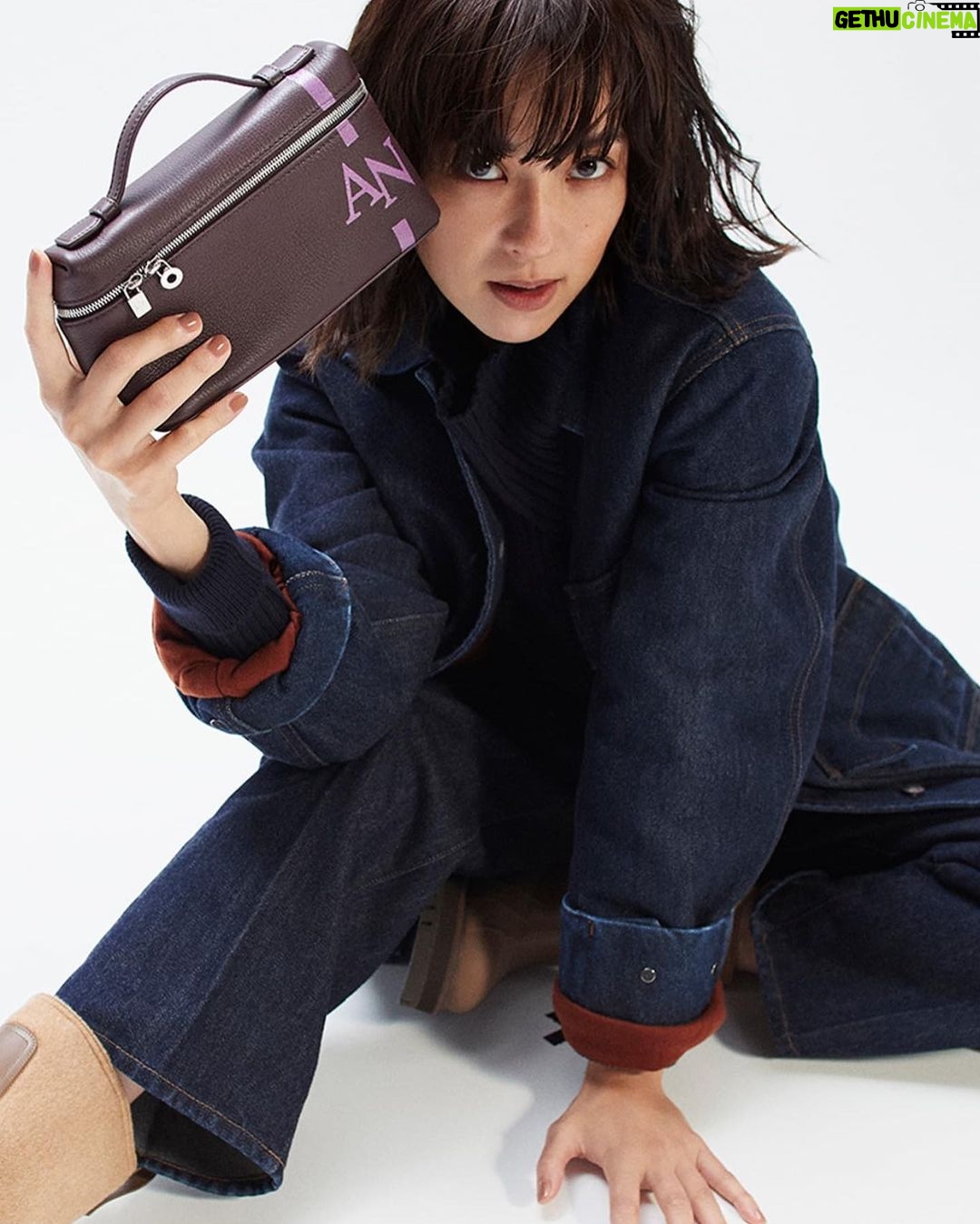 Anne Nakamura Instagram – @loropianaofficial for @ellejapan 🐑 | Gethu ...