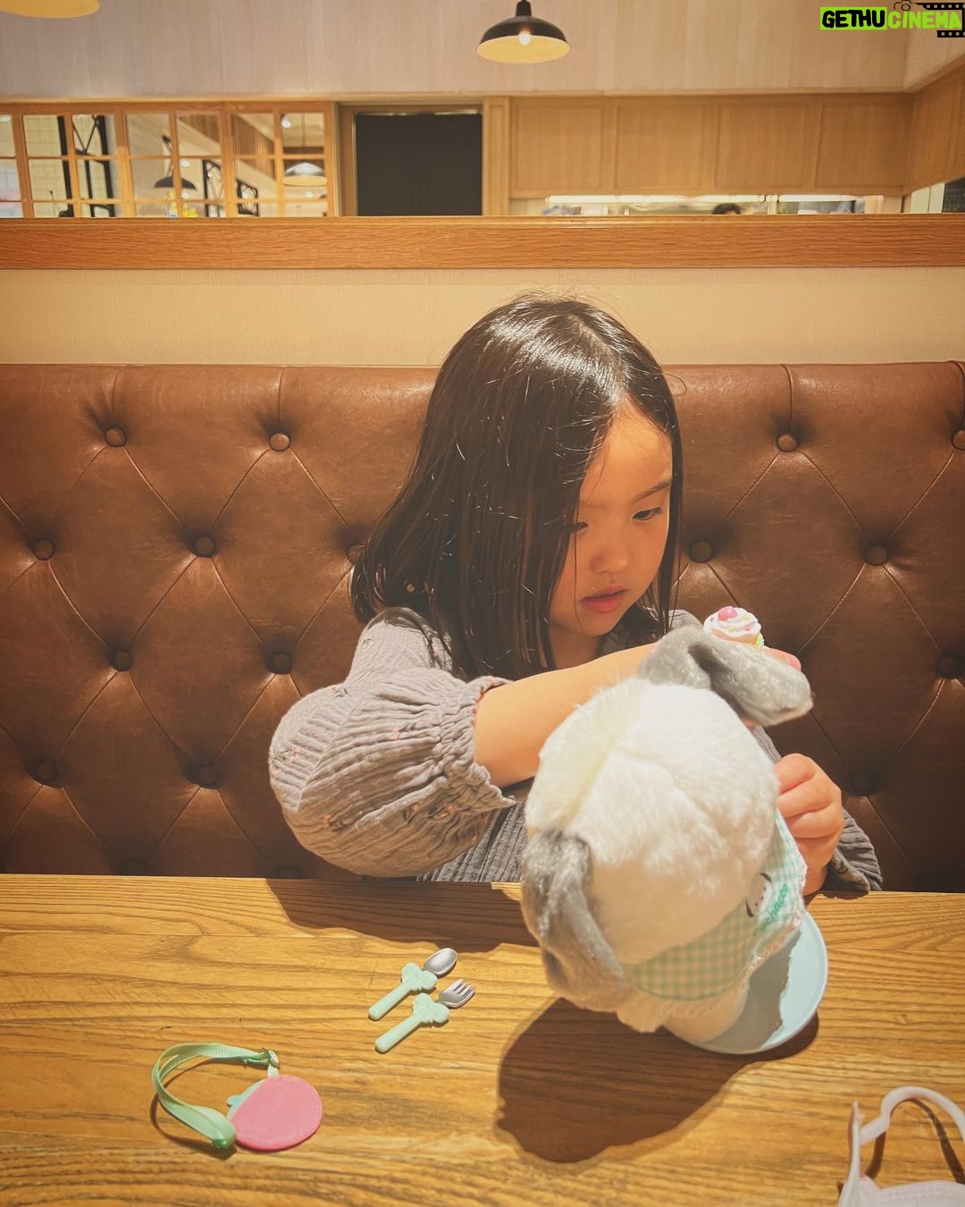 Anne Nakamura Instagram – 🫶💕🎡 もう5歳なのか。 あなたが大きくなるということは、私も歳を重ねている🫣 きっともう ...