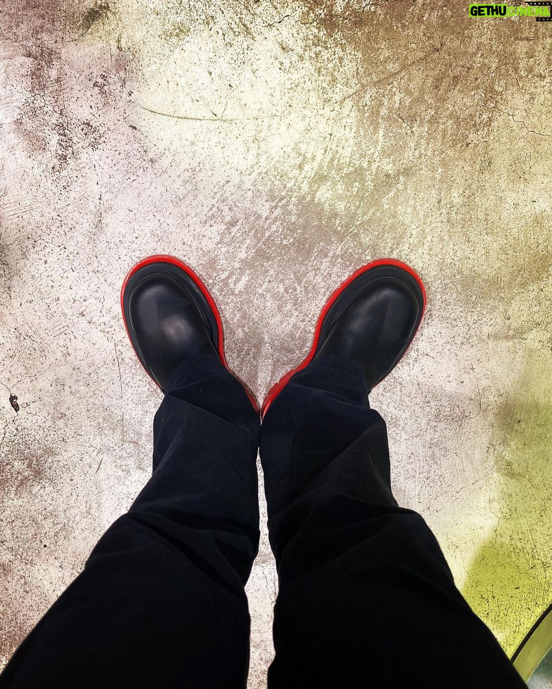 Bai Jingting Instagram – 🎄🎄🎄 | Gethu Cinema