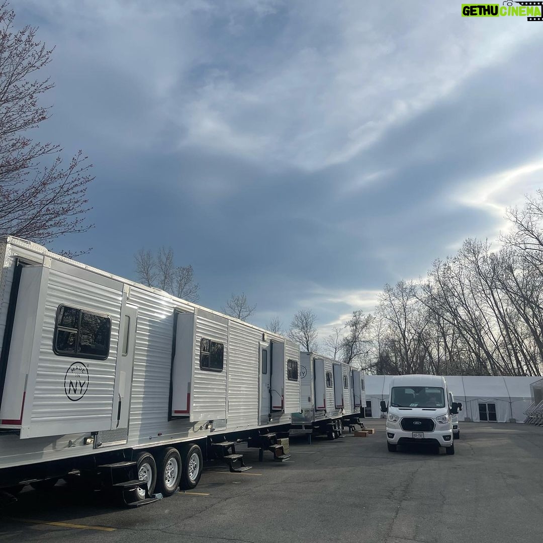 Bailee Madison Instagram – A lil week recap 💕💕 ️ ️ 🎥 🐶 | Gethu Cinema