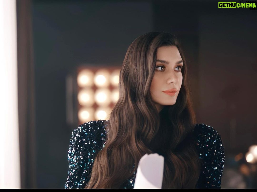 Burcu Kiratli Instagram – 🎬🖤 | Gethu Cinema