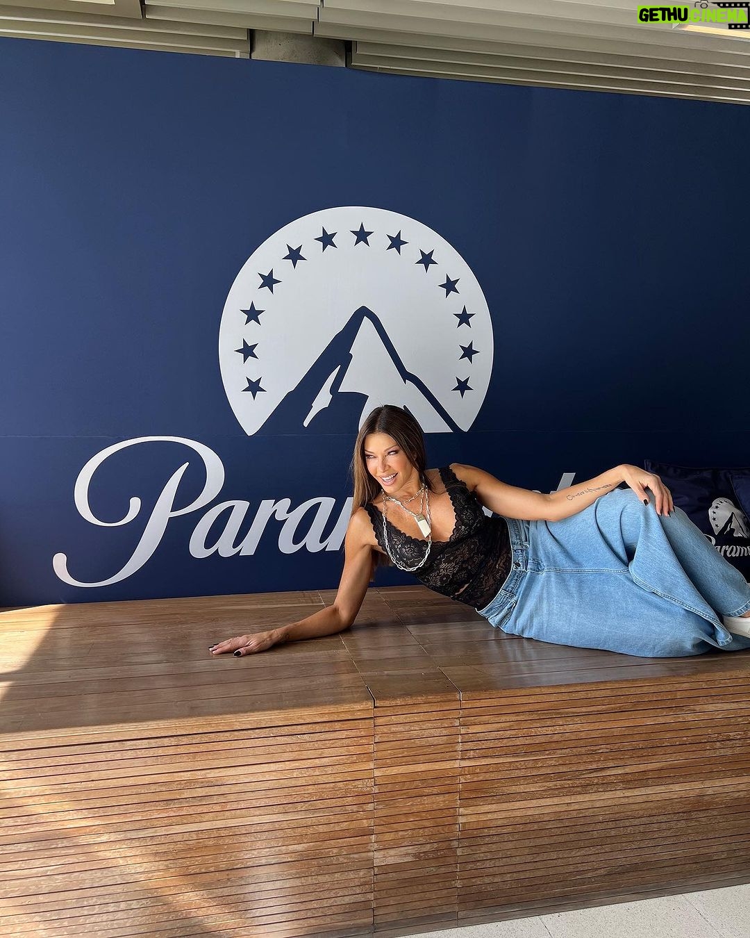 Actress Catherine Fulop HD Instagram Photos and Wallpapers September ...