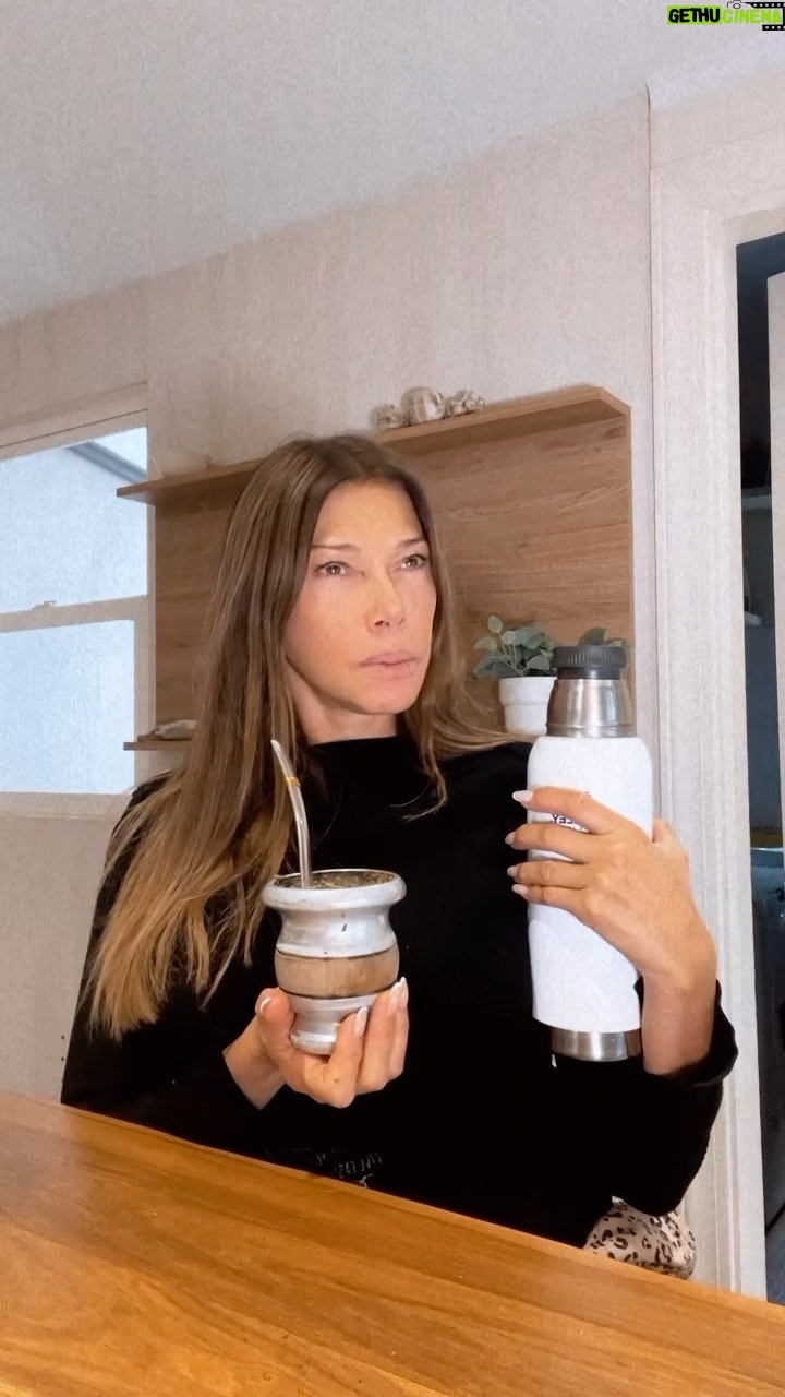 Actress Catherine Fulop HD Instagram Photos and Wallpapers August 2023 ...