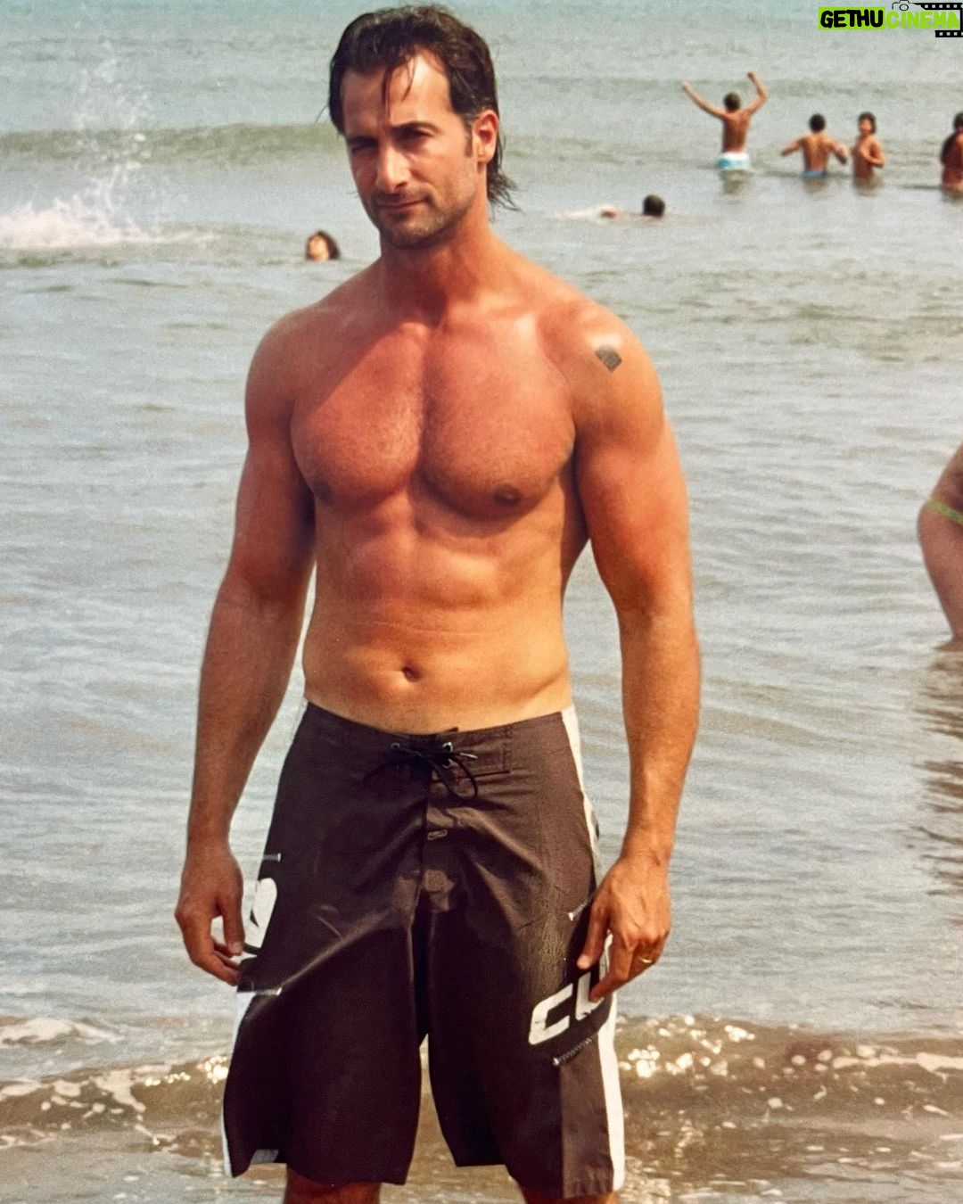 Actress Catherine Fulop HD Instagram Photos and Wallpapers March 2024 ...