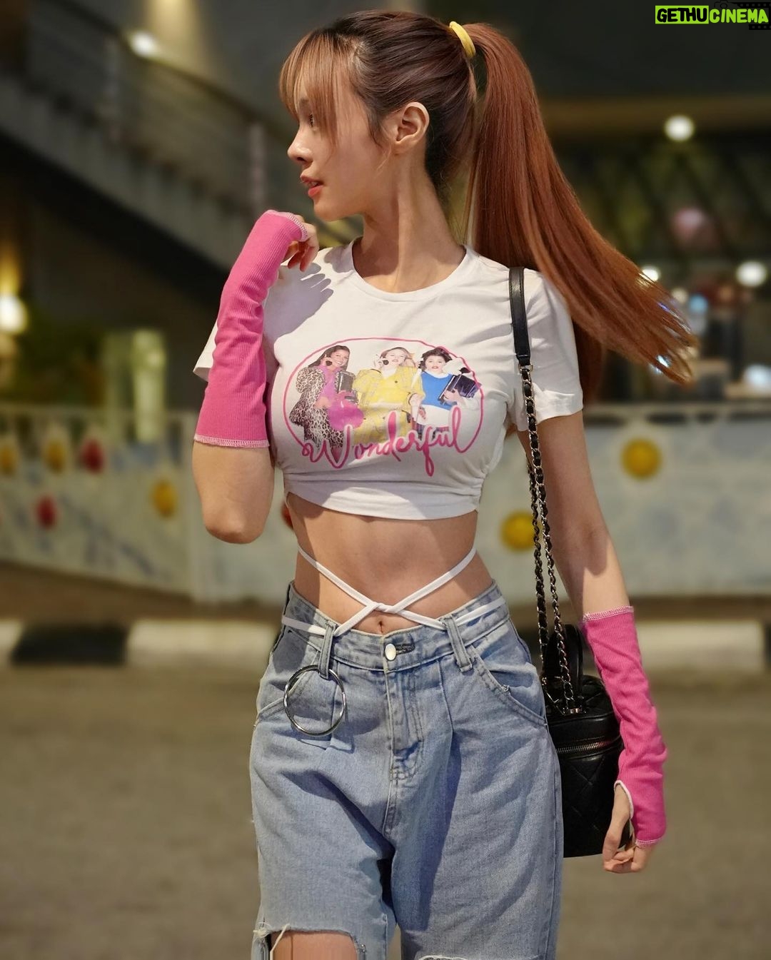 Cathryn Li Instagram – 這個穿搭百變的女生😹 | Gethu Cinema