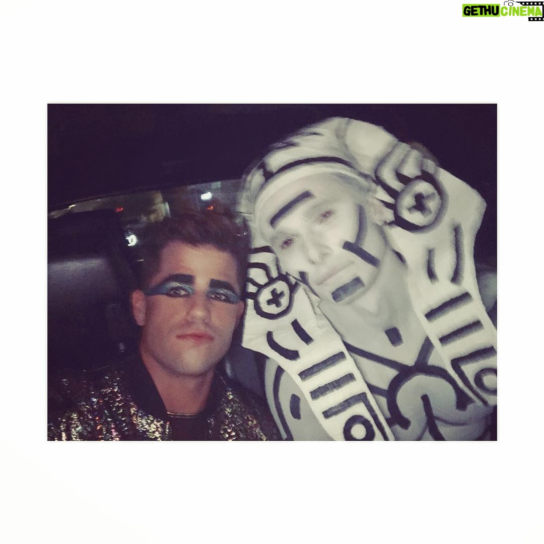 Charlie Carver Instagram – Strong prompt #pharoaharing 👻 Happy ...
