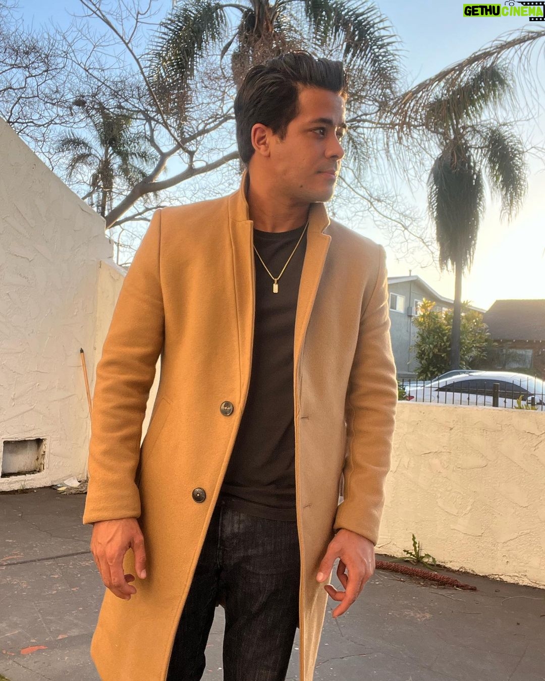 Actor Christian Navarro HD Instagram Photos and Wallpapers August 2023 ...