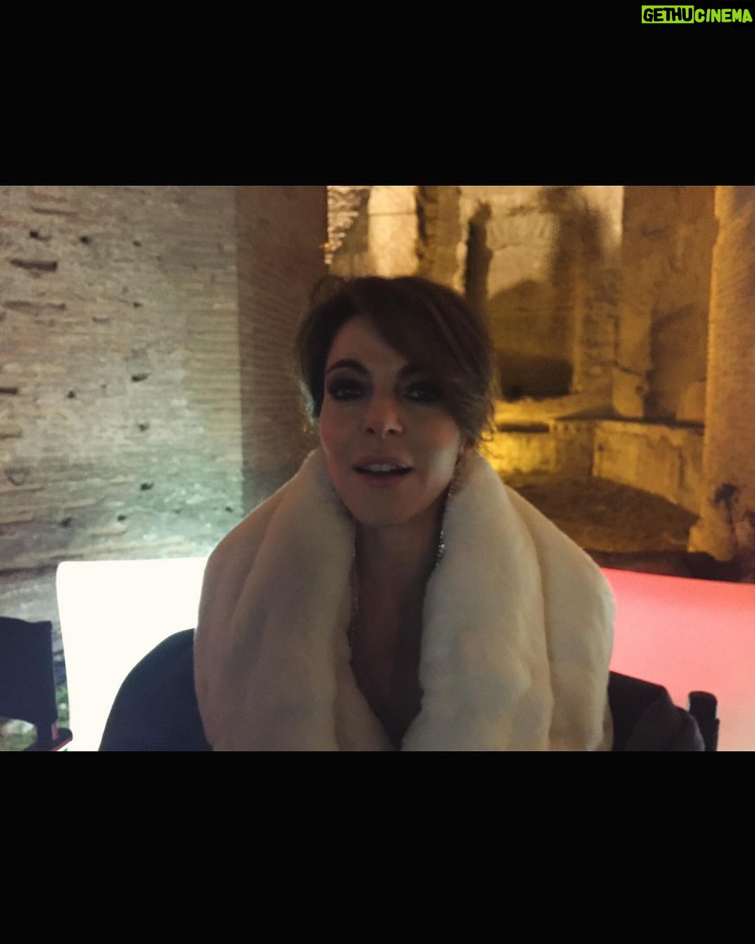 Claudia Gerini Instagram – Sule set di #johnwick2 #memories nel camper ...