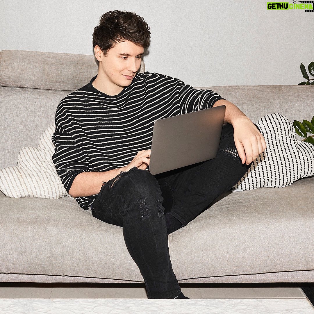 Daniel Howell Instagram – check out these extremely natural candid ...