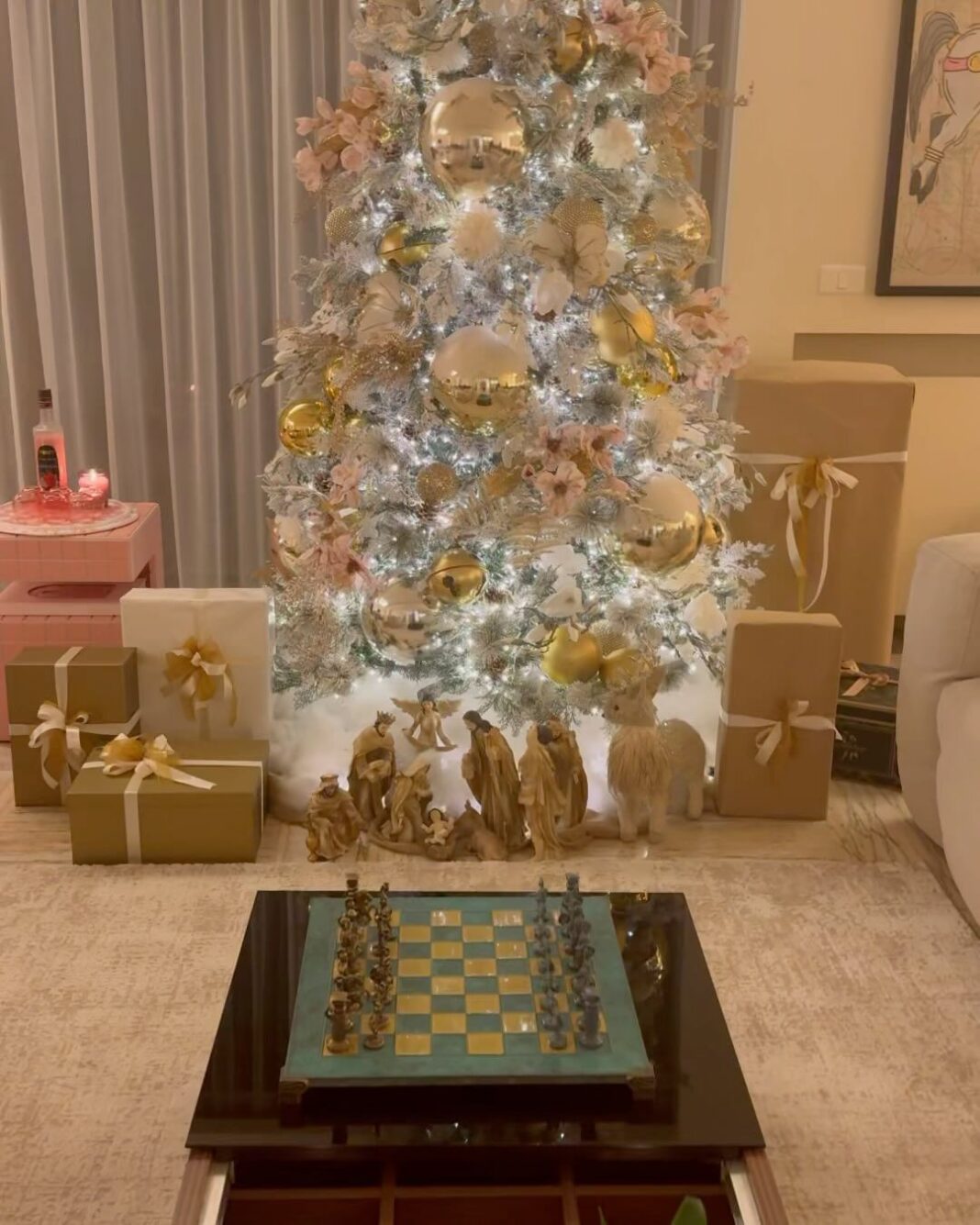 Actress Daniella Rahme HD Photos and Wallpapers January 2024 | Gethu Cinema