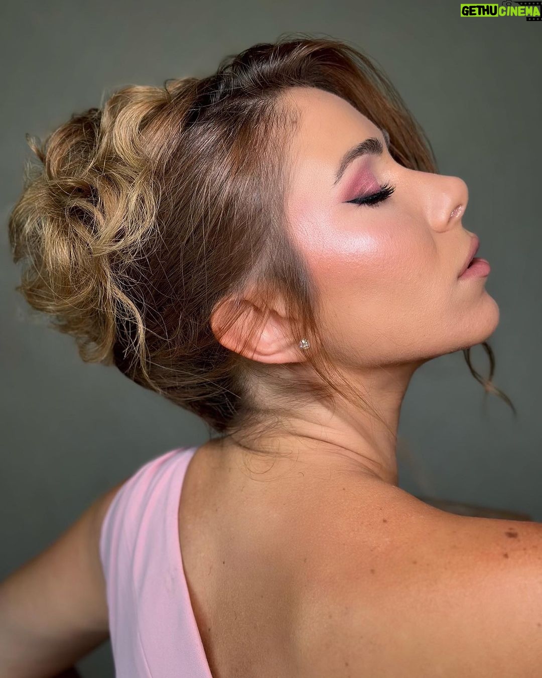 Actress Daniella Rahme HD Instagram Photos and Wallpapers August 2023 ...