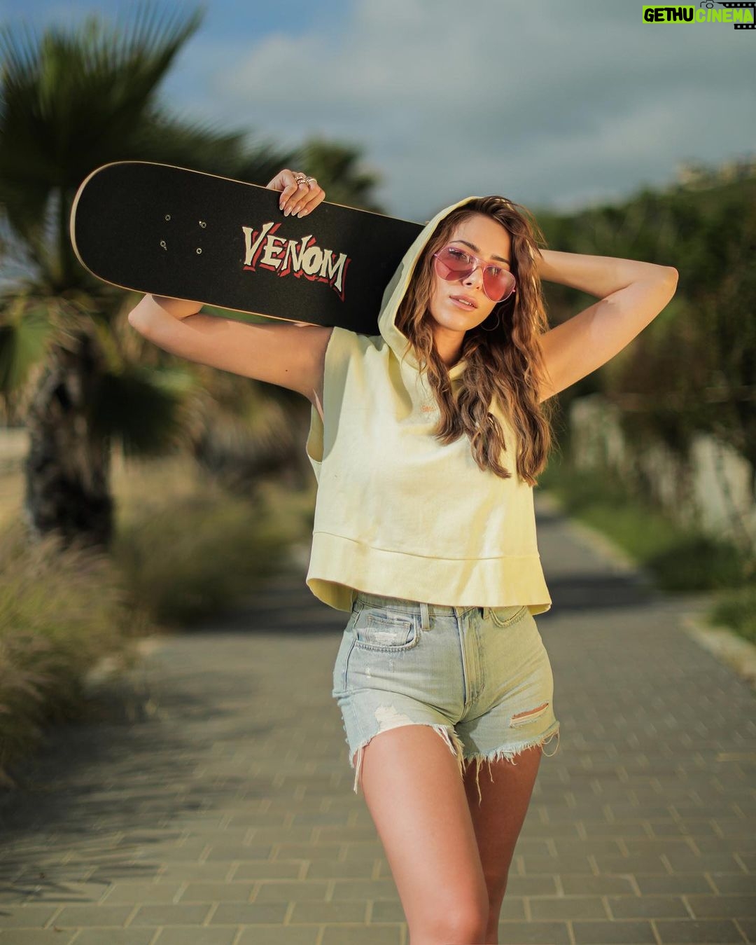 Actress Daniella Rahme HD Instagram Photos and Wallpapers July 2023 ...