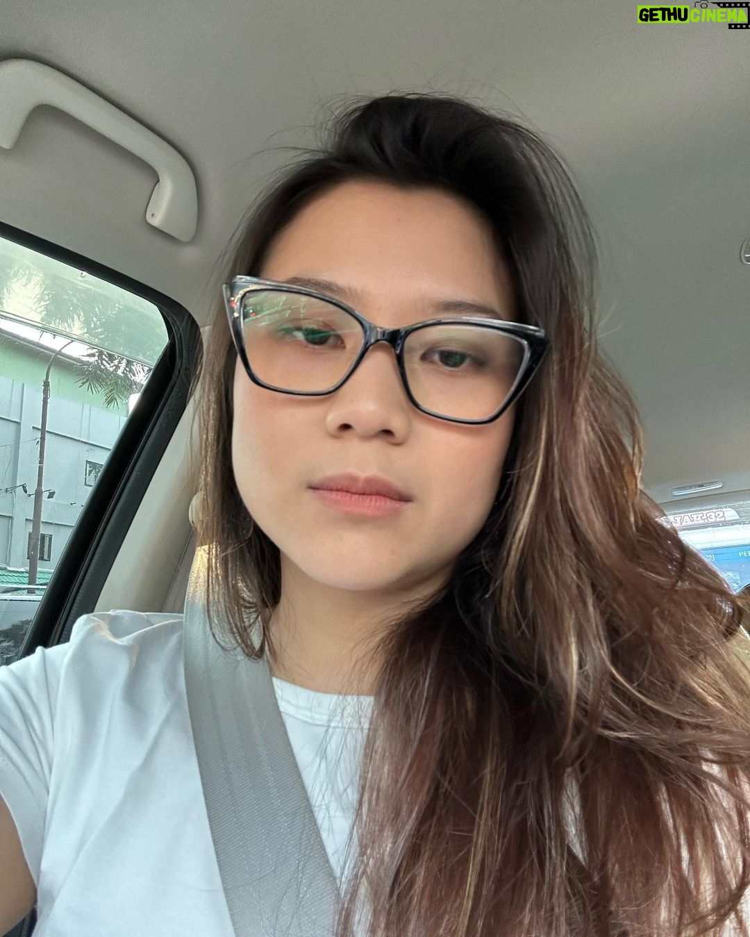 Actress Danilla Riyadi HD Instagram Photos and Wallpapers September ...