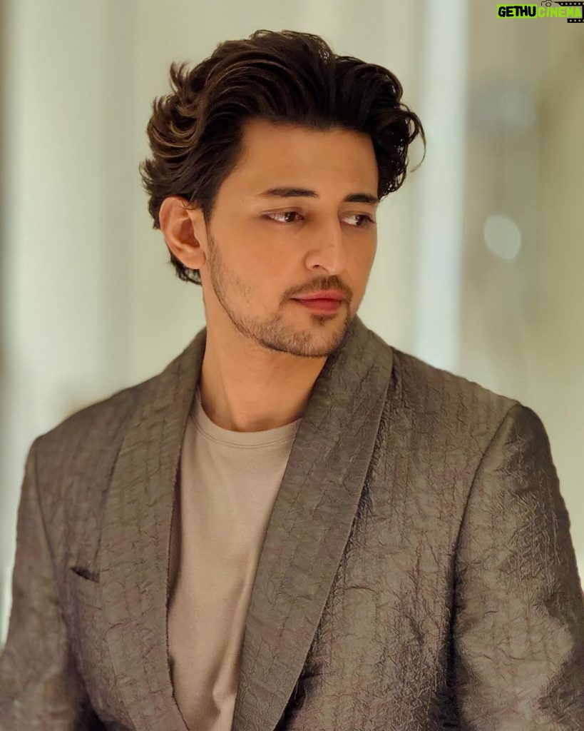 Actor Darshan Raval HD Instagram Photos and Wallpapers March 2024 ...