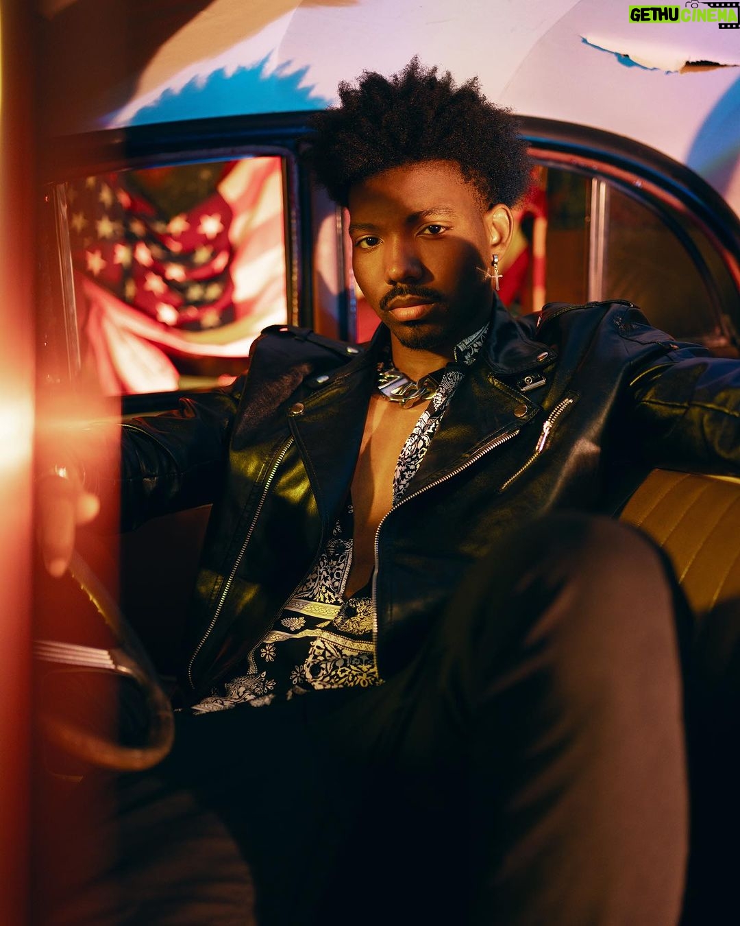 Dominique Barrett Instagram – Outlaw arc 🐺 (1/3) • Creative Director ...