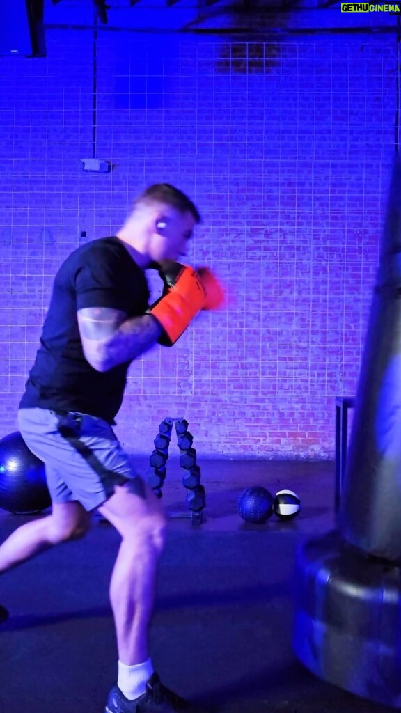 Actor Dustin Poirier HD Instagram Photos and Wallpapers April 2023 ...