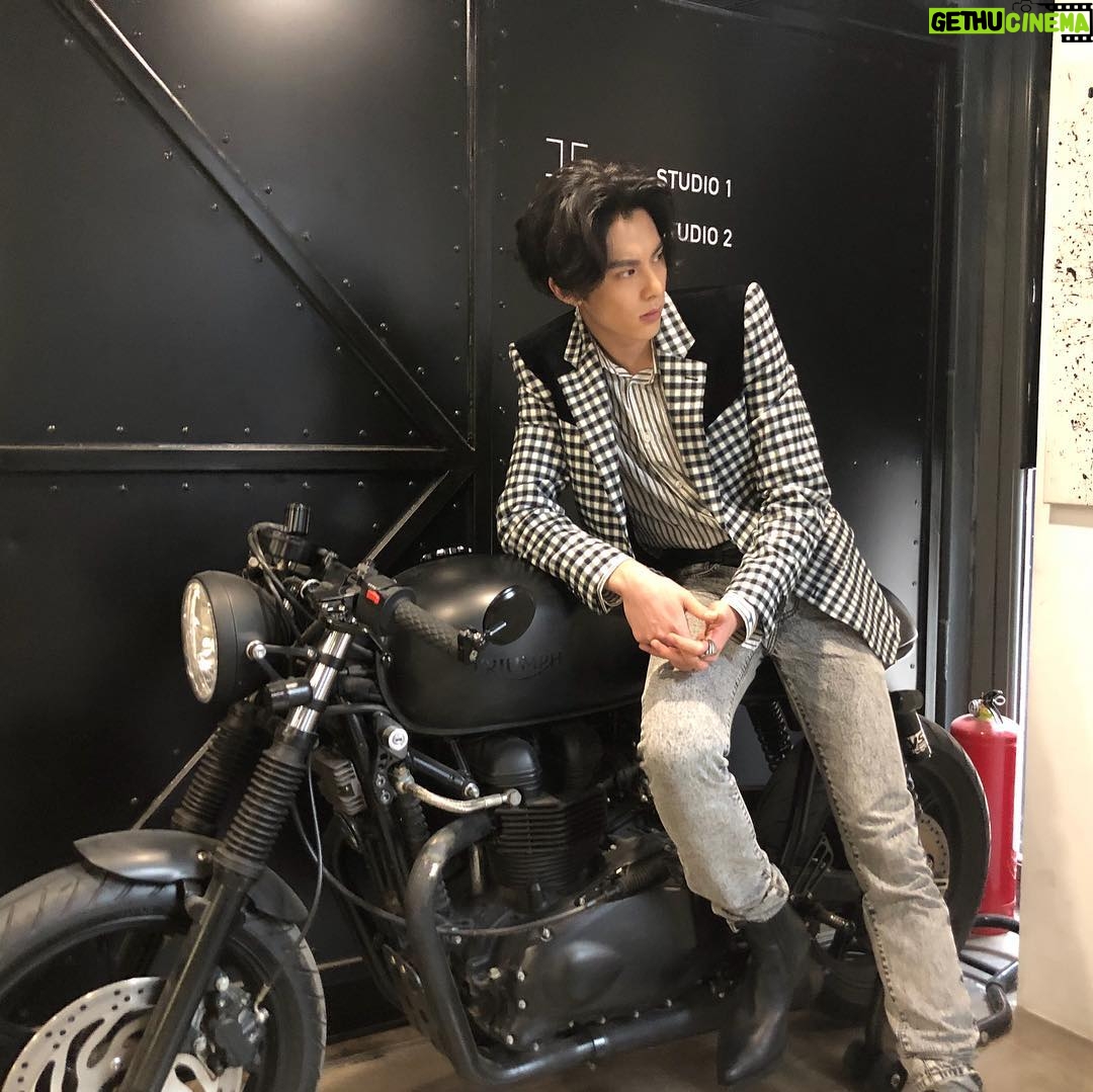 Dylan Wang Instagram – cool | Gethu Cinema