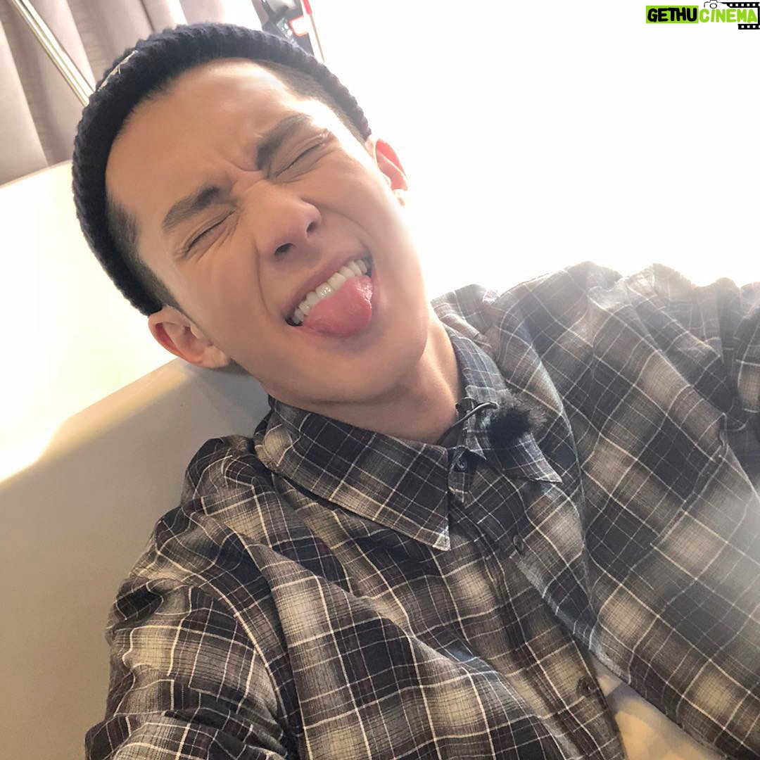 Dylan Wang Instagram – 中秋快乐🌝 | Gethu Cinema