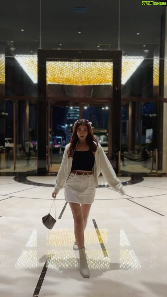 Actress Elizabeth Tan HD Instagram Photos and Wallpapers January 2024 ...