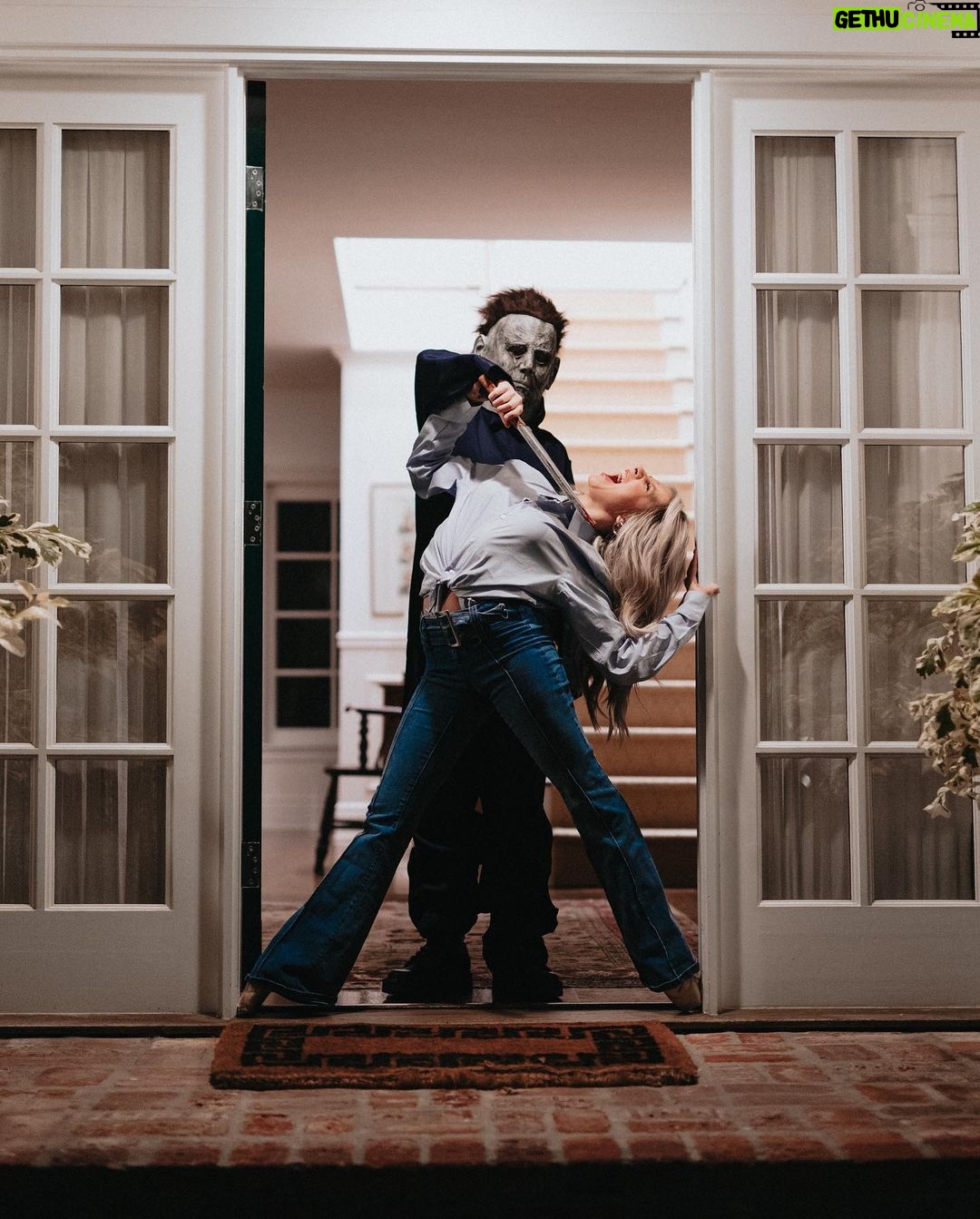 Elliana Walmsley Instagram – tonight, he comes for you. Halloween ...