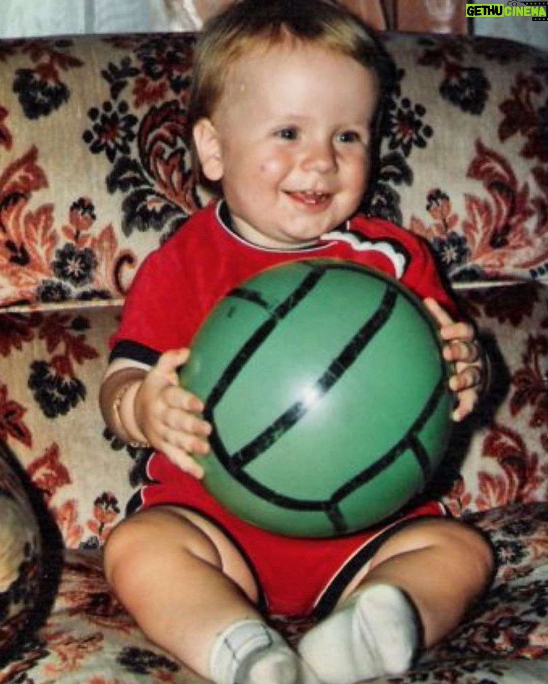 Emre Mutlu Instagram – Ulen 1984’te şöyle kalakalsaydım be… | Gethu Cinema