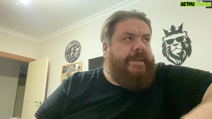 Emre Mutlu Instagram – Aşığ olcanmığ? Hea? | Gethu Cinema