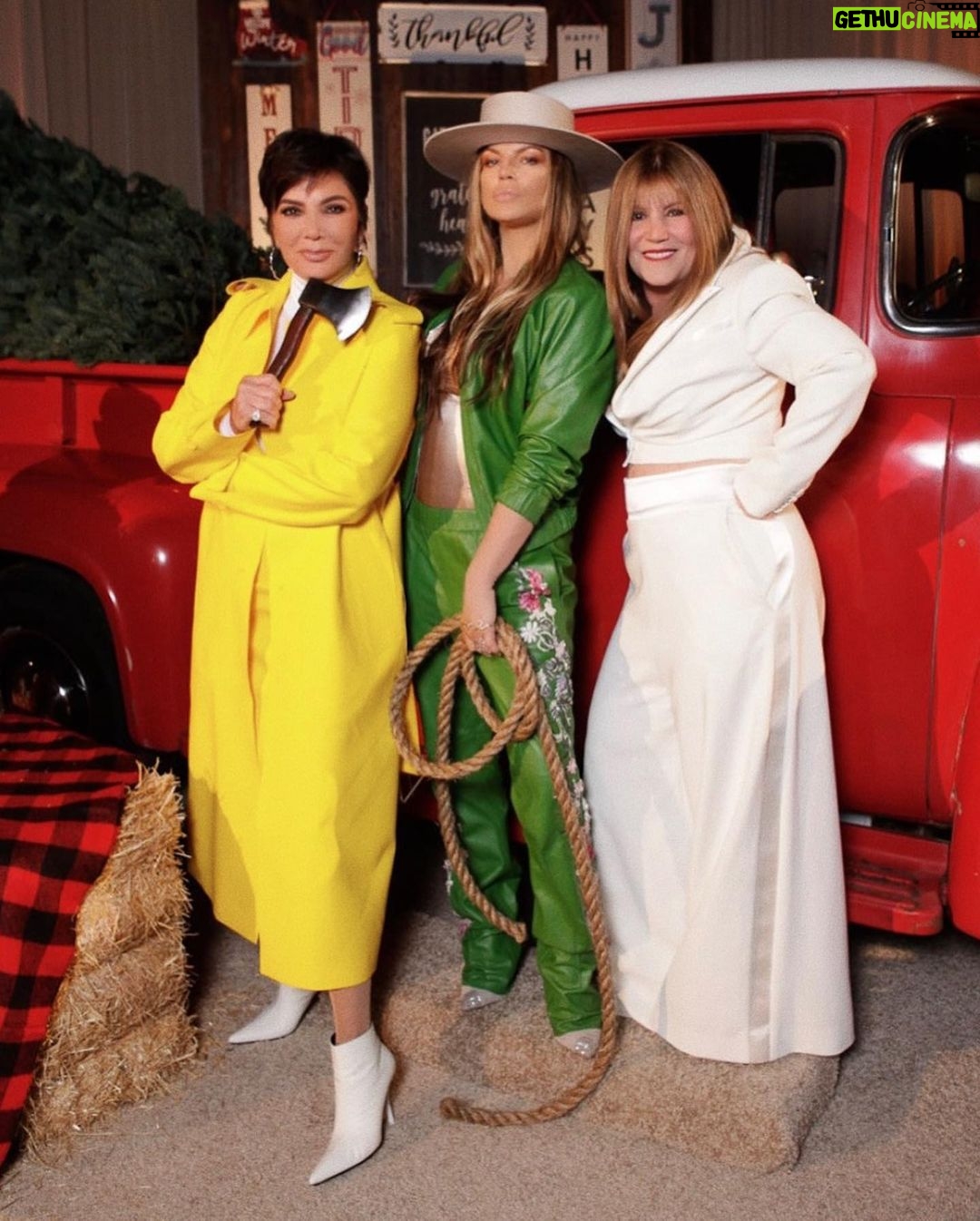 Fergie Instagram – #justusgirls night styled by @bcompleted glam by ...