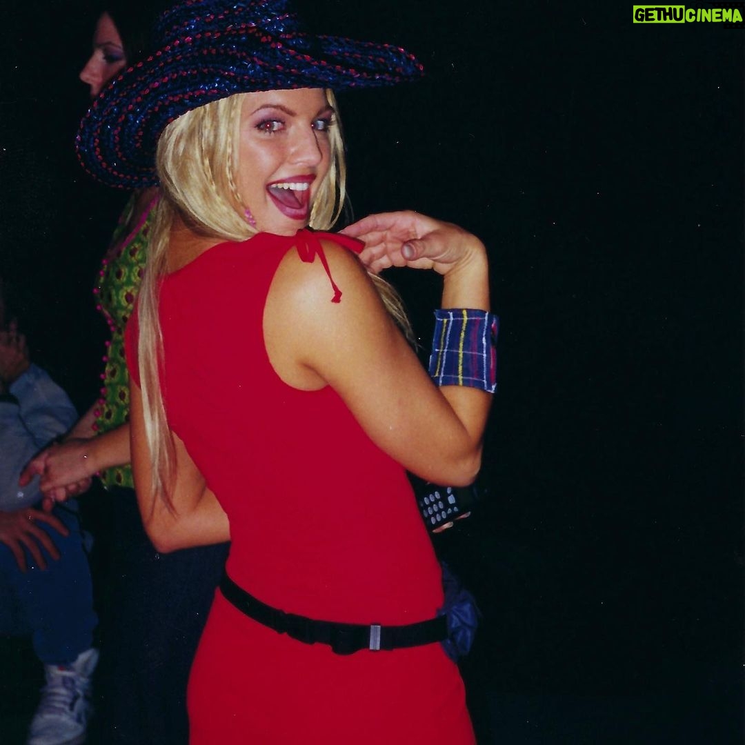 Fergie Instagram – another hat phase i may or may not be bringing back ...