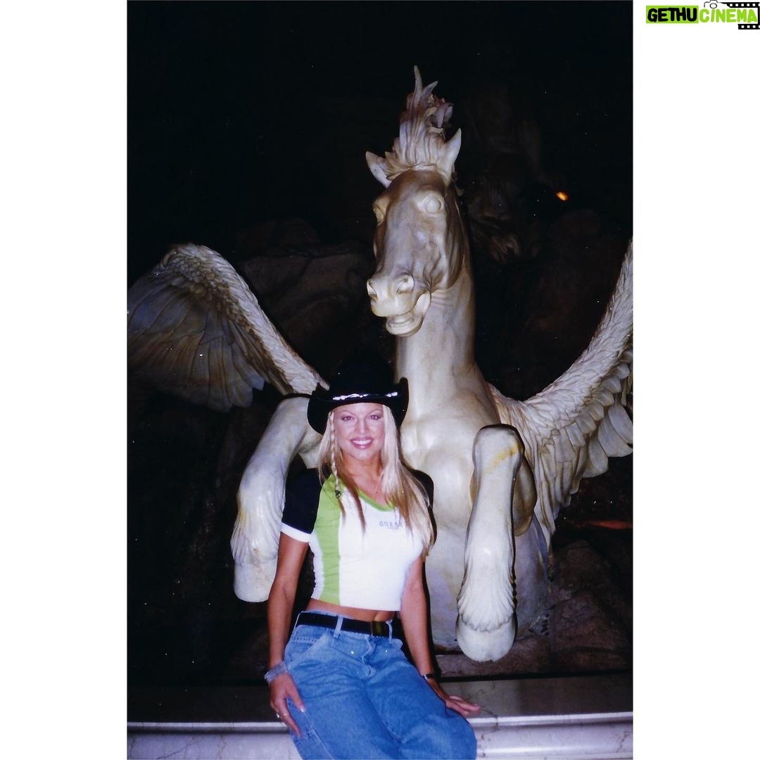 Fergie Instagram – another hat phase i may or may not be bringing back ...