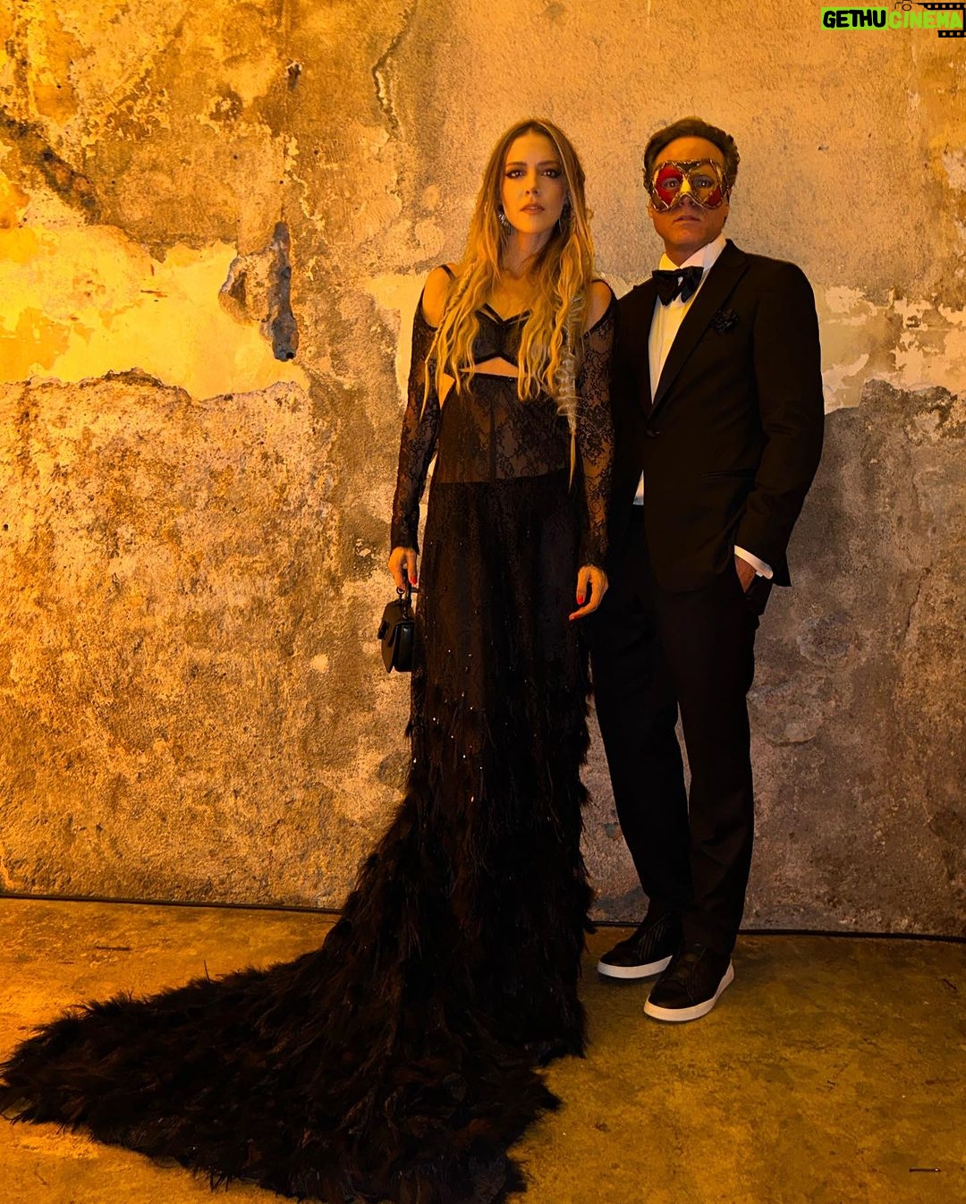Fernanda Castillo Instagram – Last night #voguegala @voguemexico ...