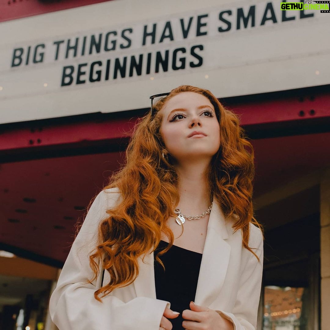 Francesca Capaldi Instagram – 🖤🤍 📸 @maiyabuckphoto | Gethu Cinema