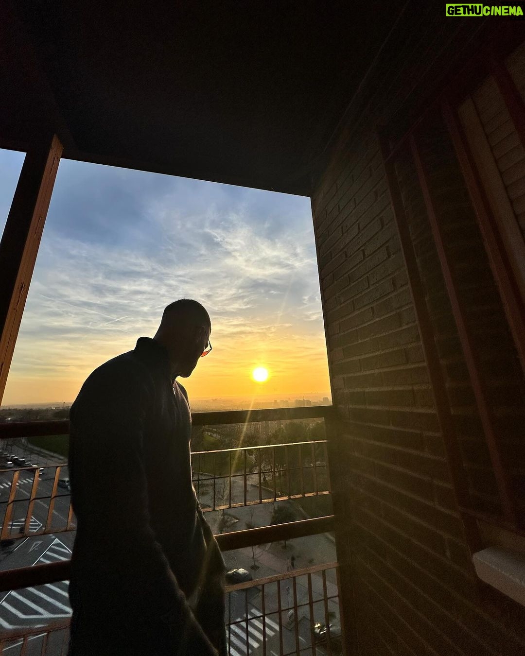 Gabriel Guevara Instagram – Chillin time | Gethu Cinema