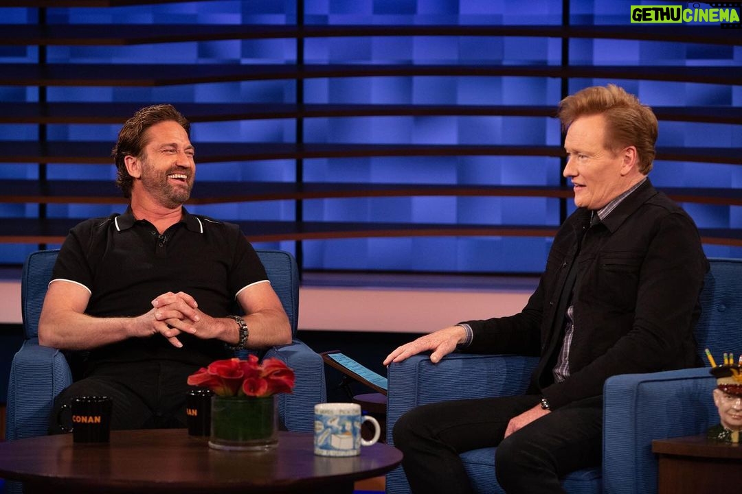 Gerard Butler Instagram – For all things Greenland, kilts, chewing ...