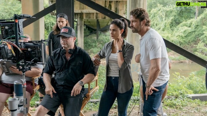 Gerard Butler Instagram – What can I say? I just love me some @ric ...