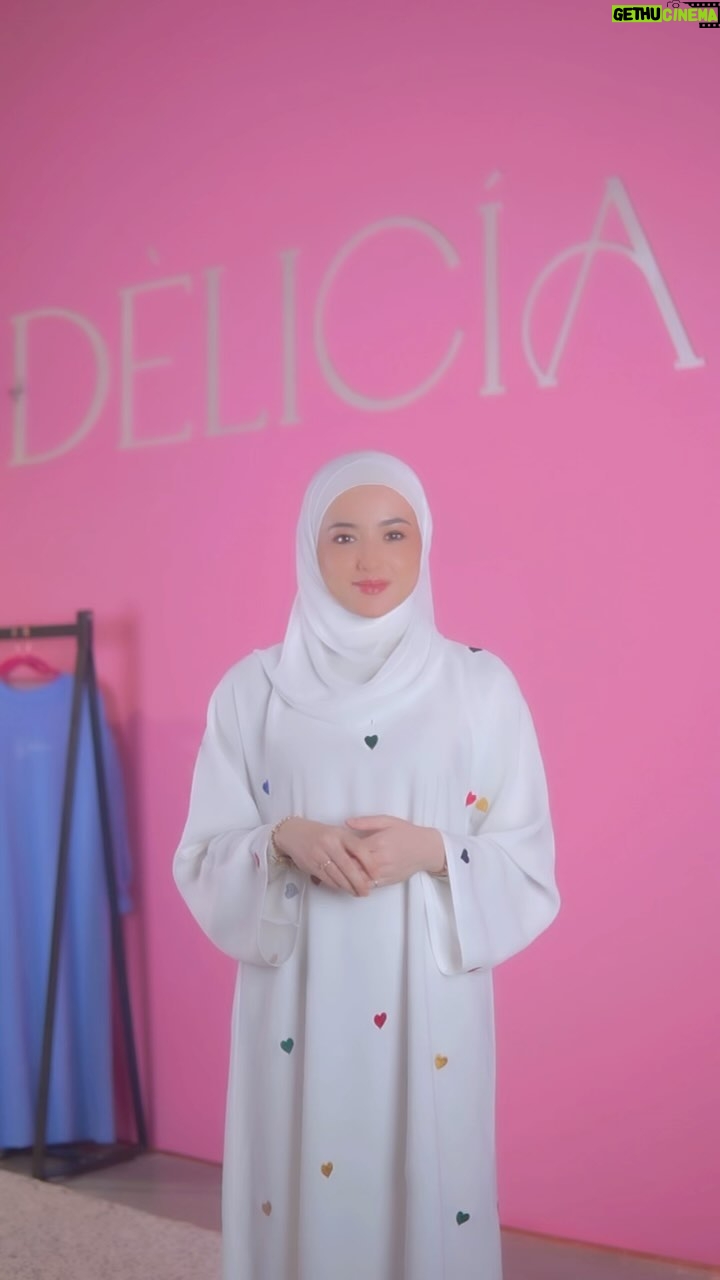 Hannah Delisha Instagram – OUR FIRST BOOTH AT BAZAAR RAYA GEYLANG SERAI ...