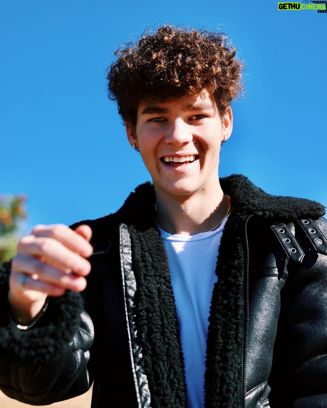 Hayden Summerall Instagram – let’s explore the hills 🤍 Los Angeles ...