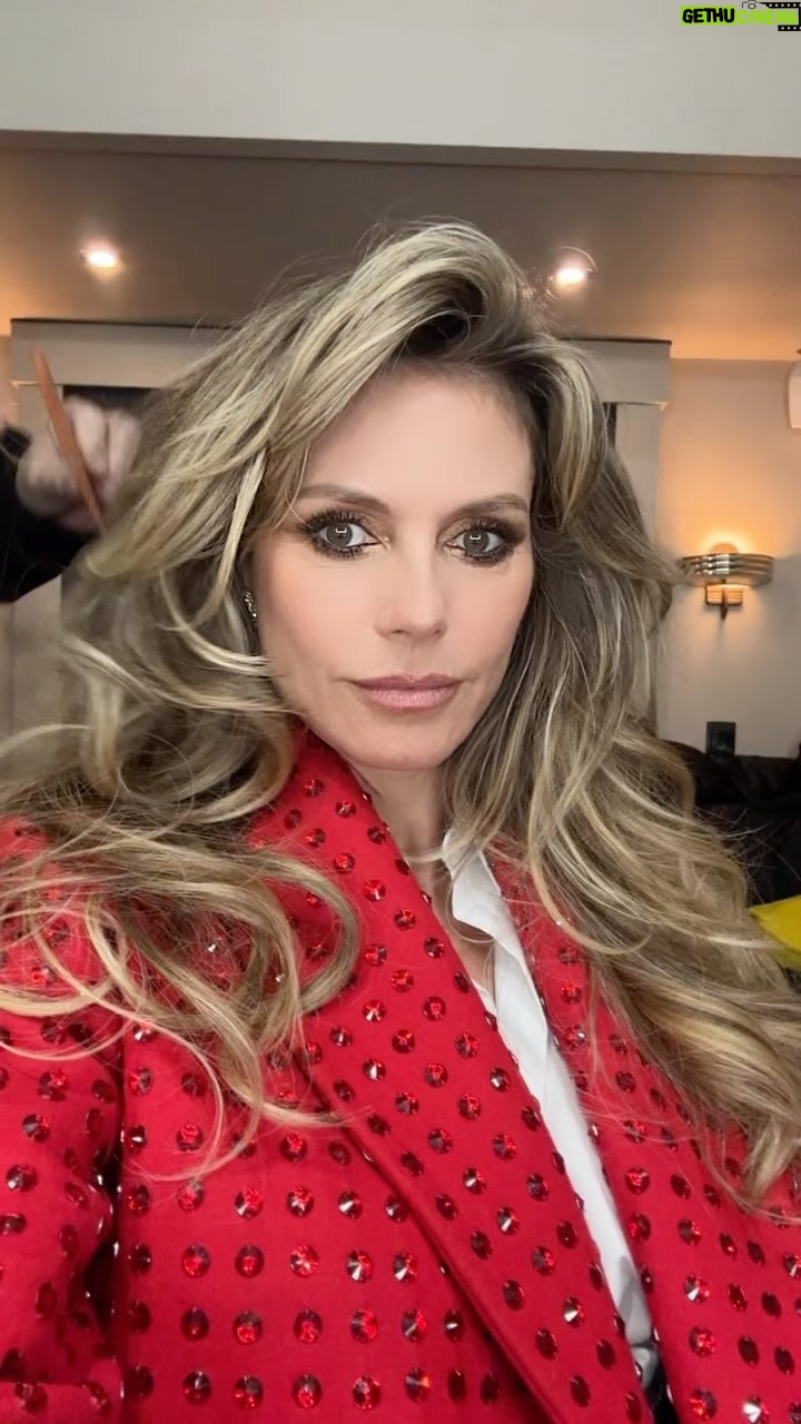 Heidi Klum Instagram – @hairbylorenzomartin @lindahaymakeup GLAM ON ...
