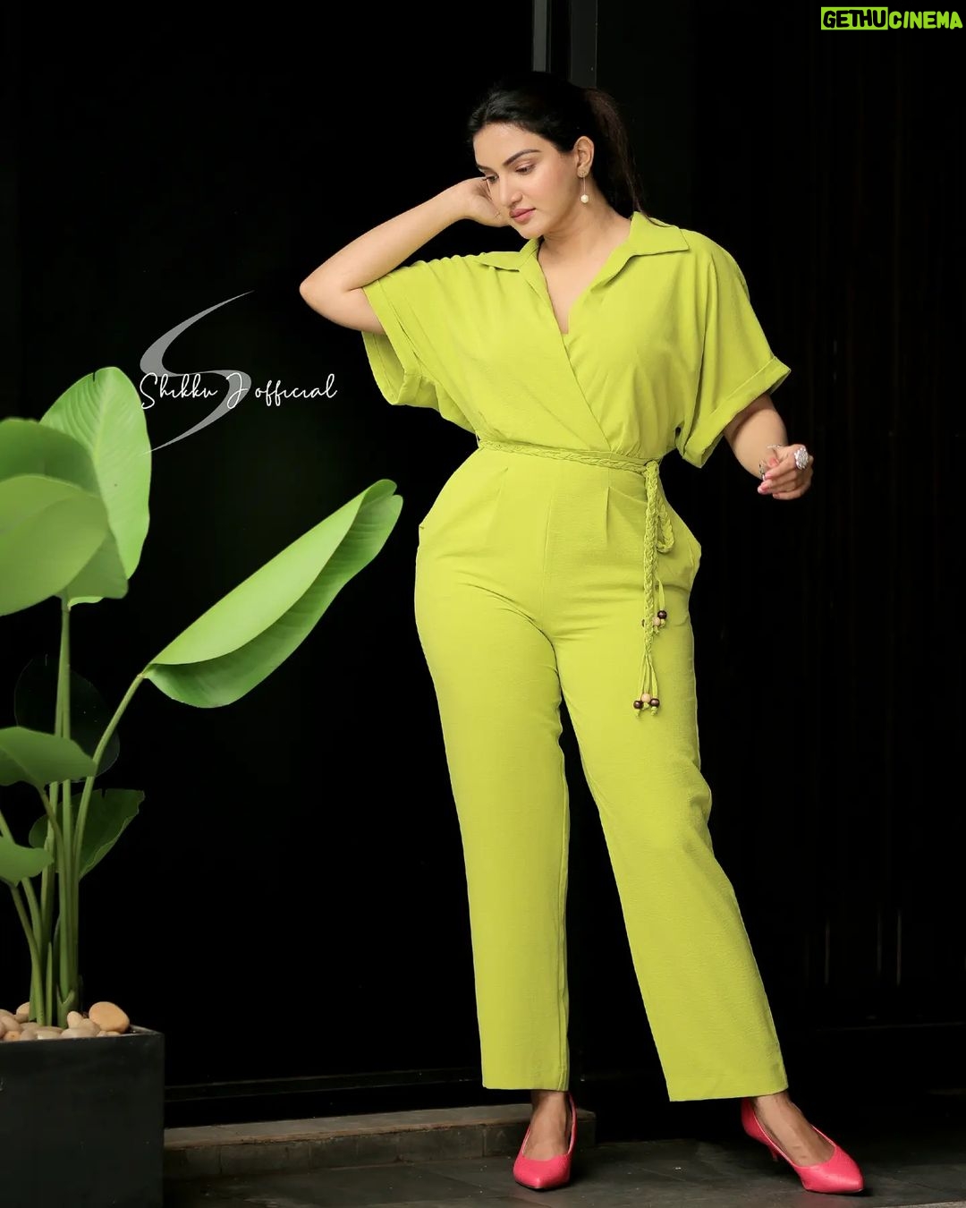 Actress Honey Rose HD Instagram Photos and Wallpapers July 2023 | Gethu ...