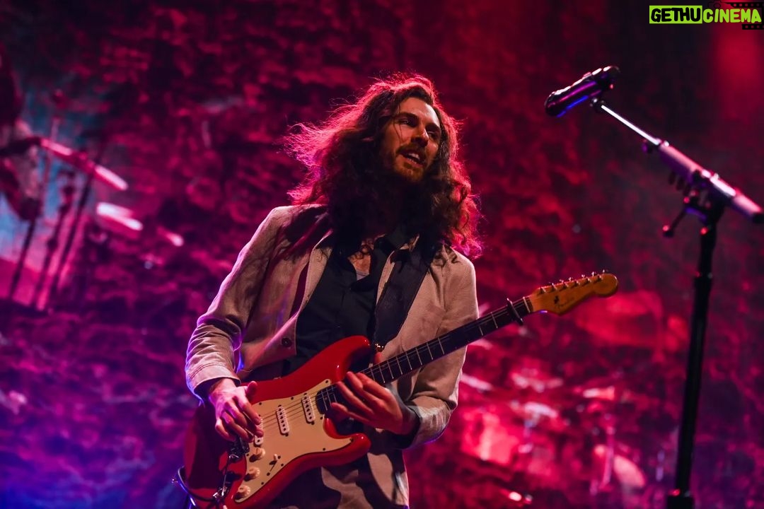 Hozier Instagram – Thank you to everyone who was there in the Chelsea ...