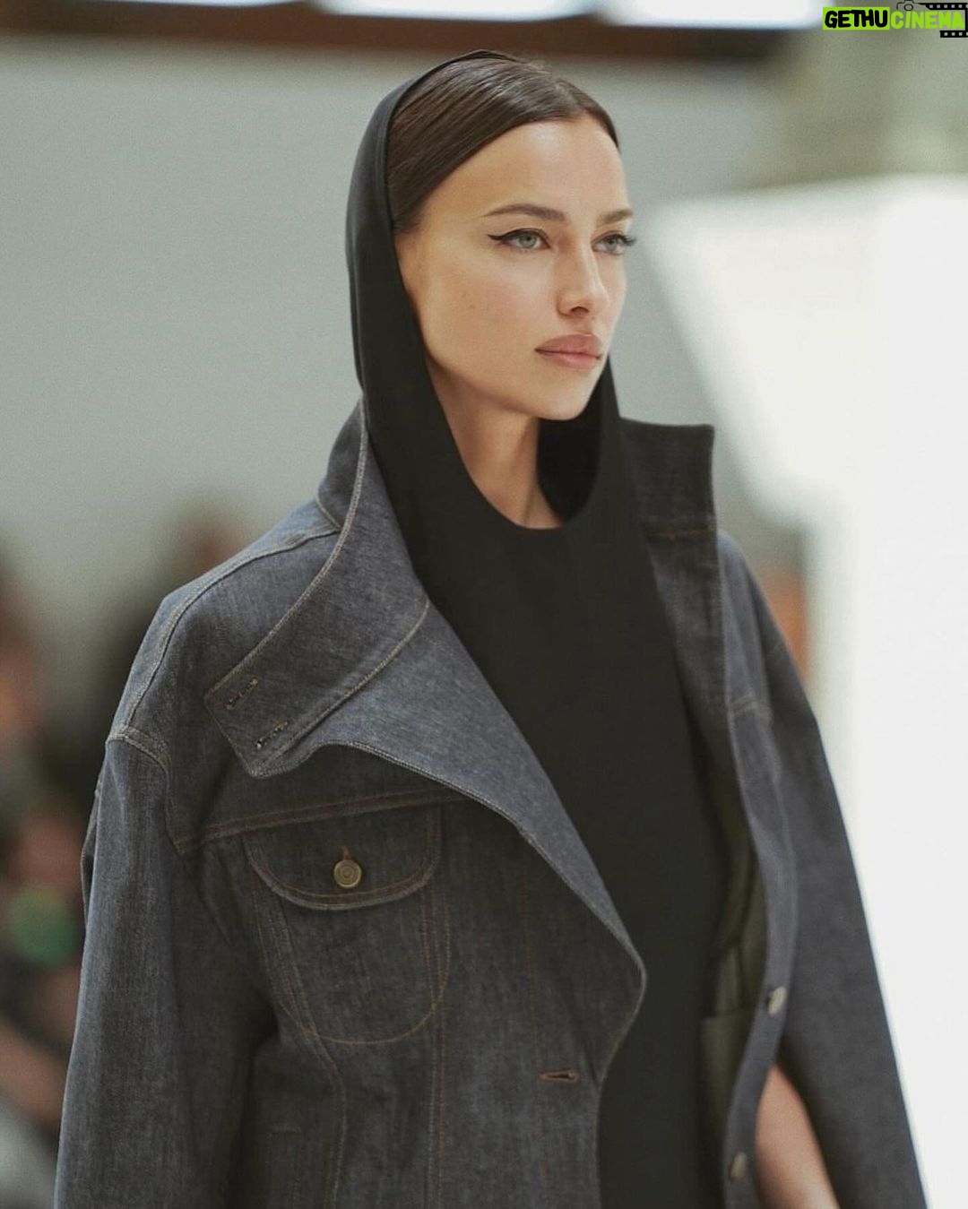 Irina Shayk Instagram – Paris 💚 | Gethu Cinema