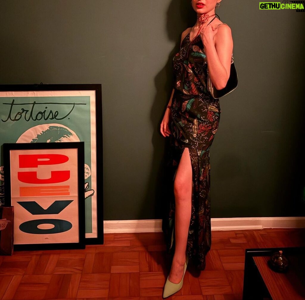 Actress Isabella Moreira HD Instagram Photos and Wallpapers December ...