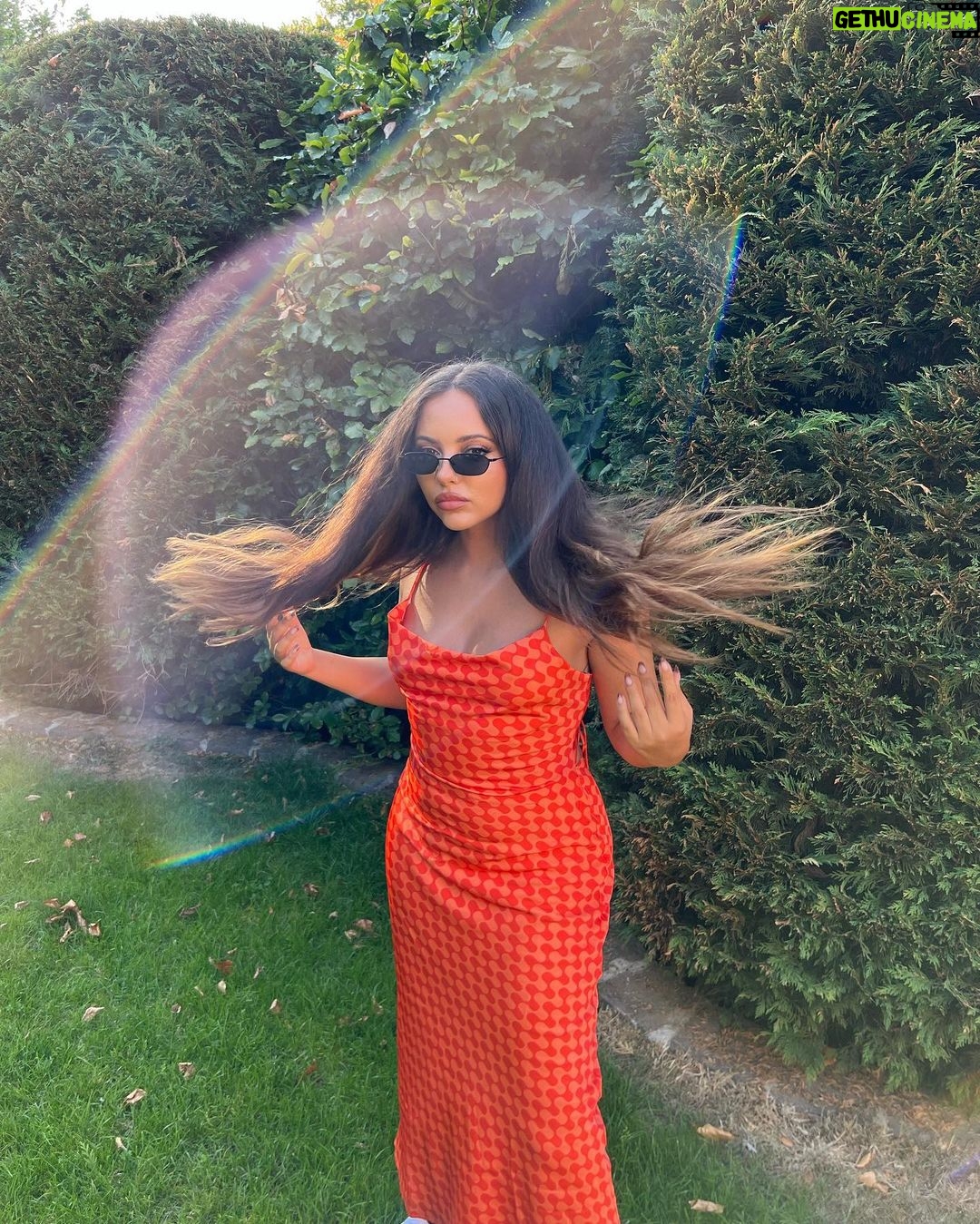 Jade Thirlwall Instagram – Playing silly buggers in the garden | Gethu ...