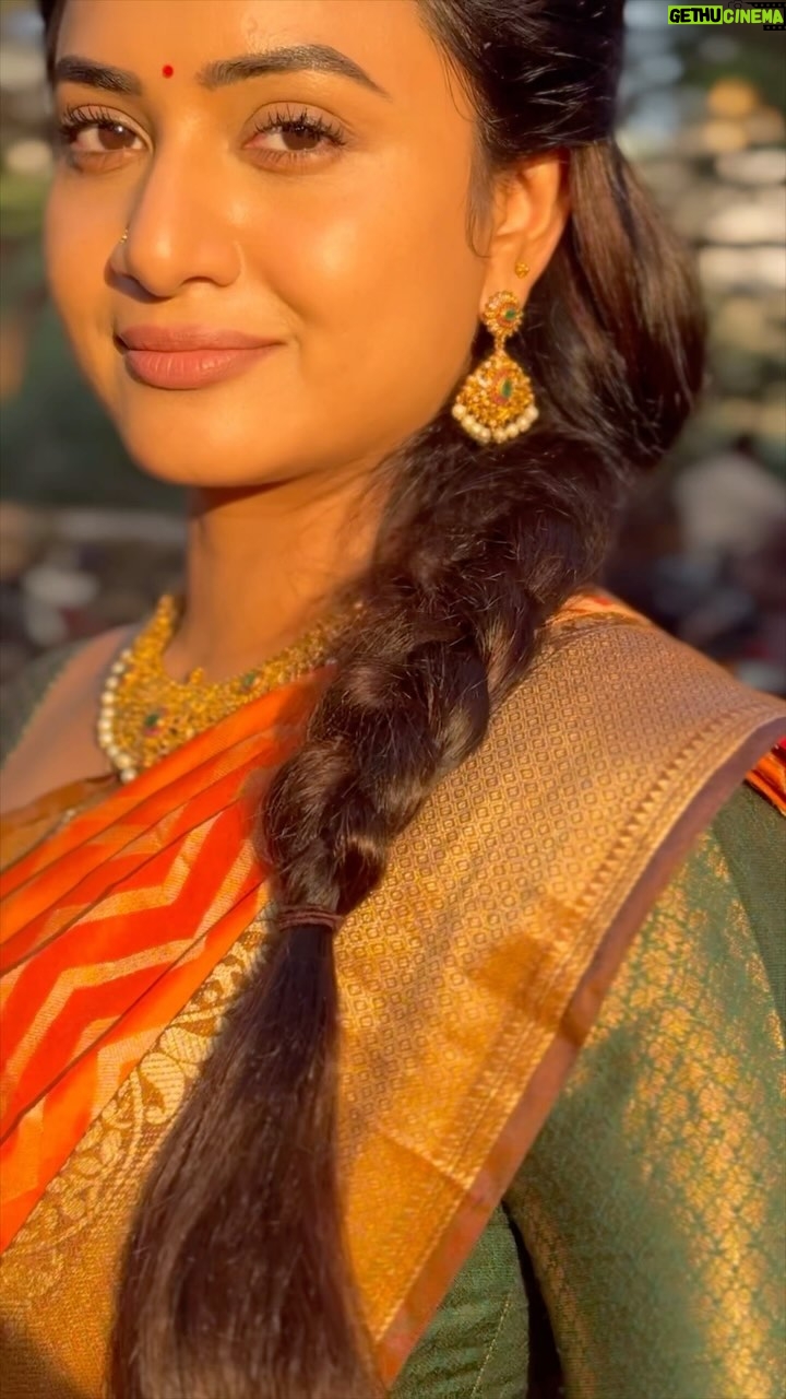 Actress Janani Ashok Kumar HD Instagram Photos and Wallpapers March ...