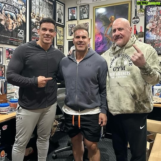 Jay Cutler Instagram – Here are the best gym in the world.. the East ...