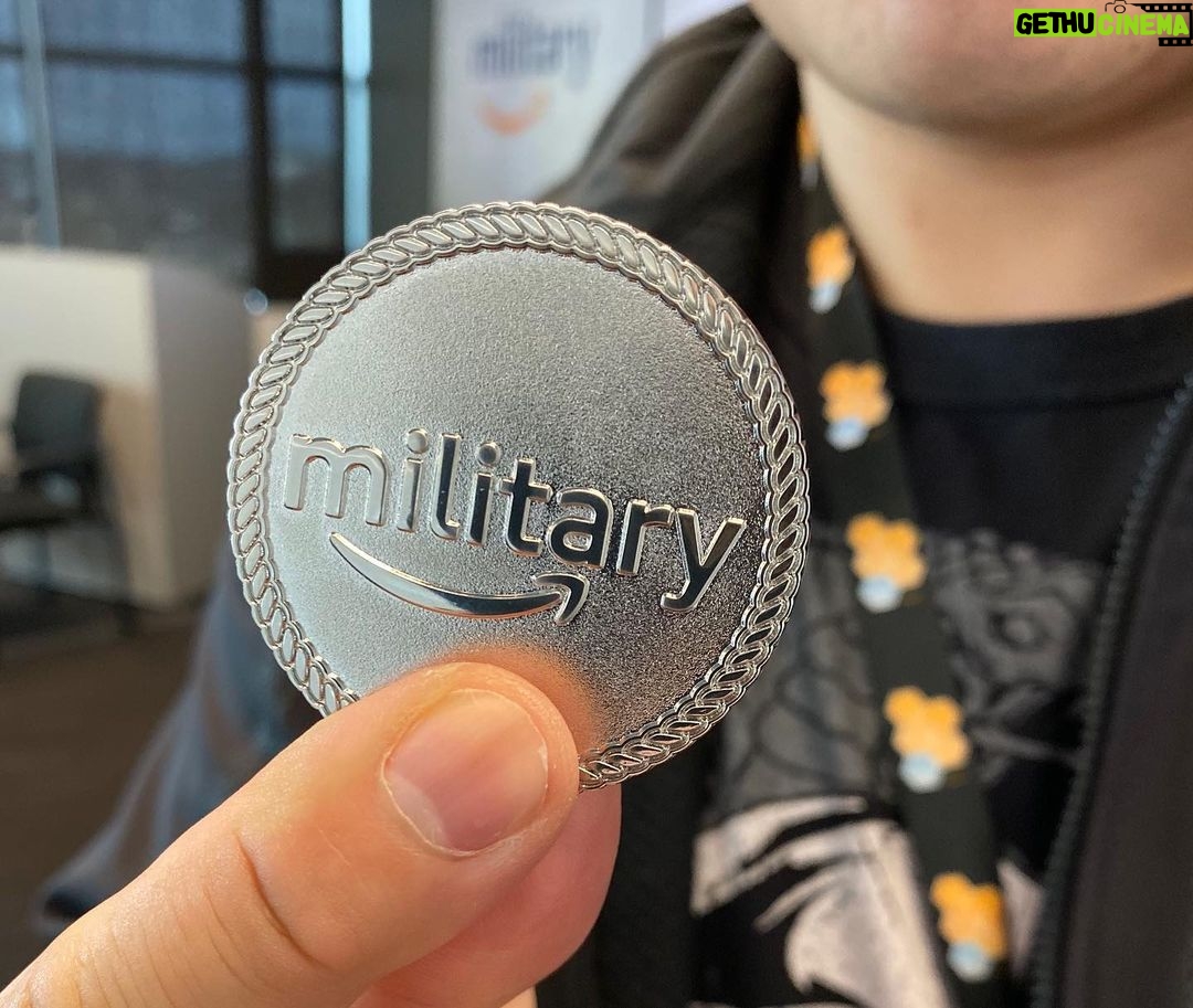 Jeff Bezos Instagram – Congrats to David & all the veterans graduating ...