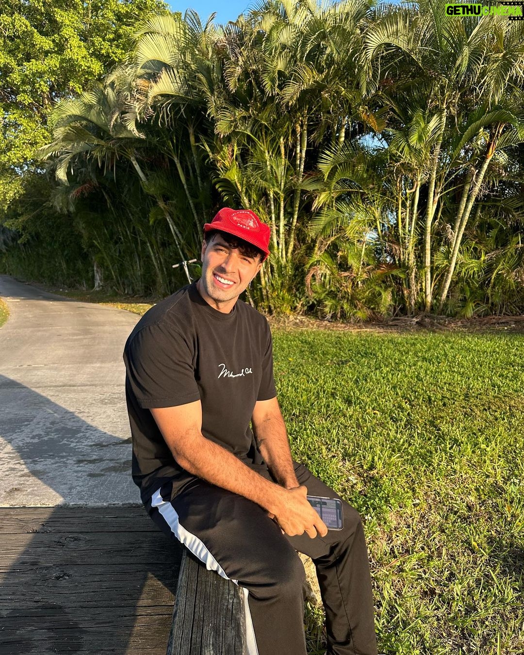 Actor Jencarlos Canela HD Instagram Photos and Wallpapers July 2023 ...
