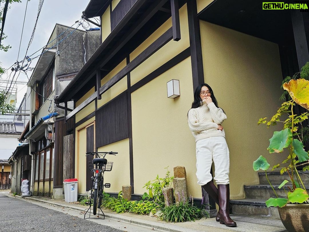 Jeon Yeo-been Instagram – 🤍 @cueren_official #쿠에른 #cueren | Gethu Cinema