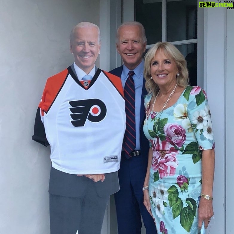 Jill Biden Instagram – Ready for the 3rd period! Let’s go Flyers 👏👏👏👏👏 ...