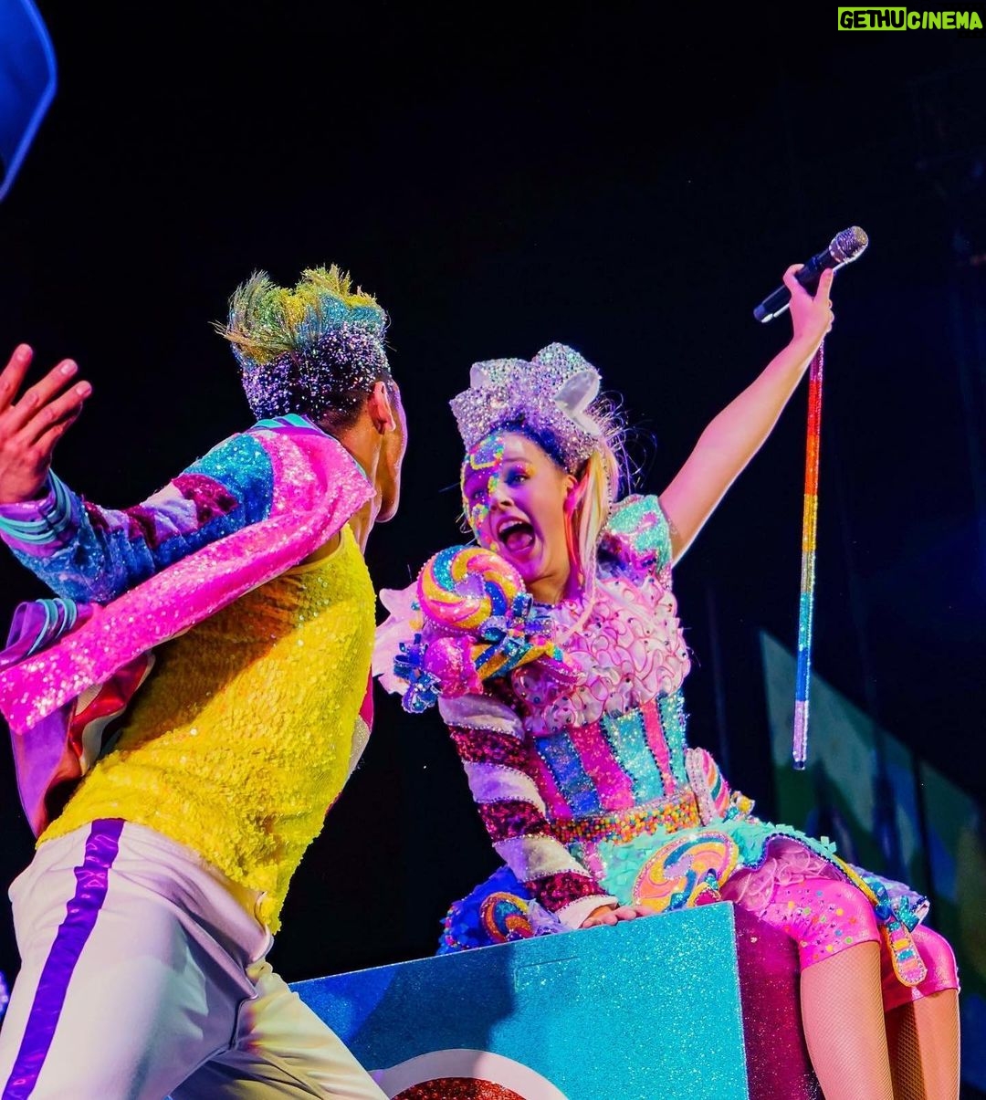 JoJo Siwa Instagram – BRISBANE! Thank you for an incredible 2 days!🎉 I ...