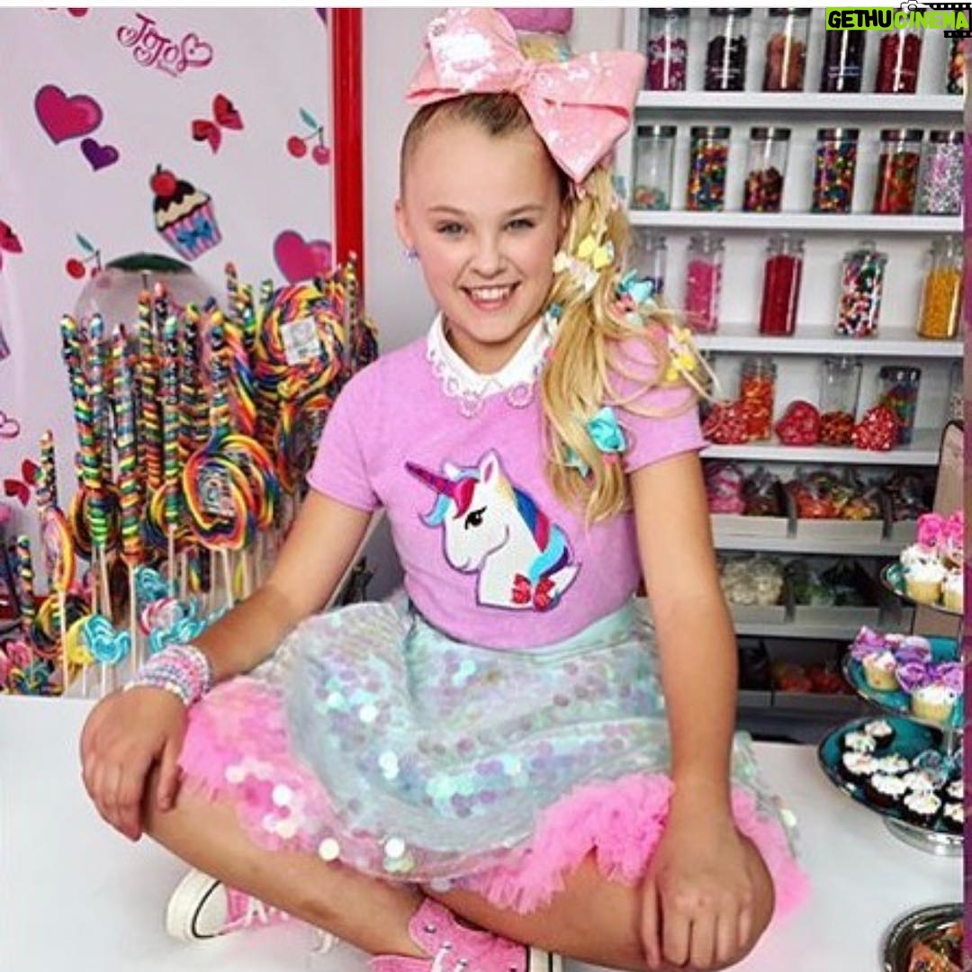 JoJo Siwa Instagram – 🍭🎀 | Gethu Cinema